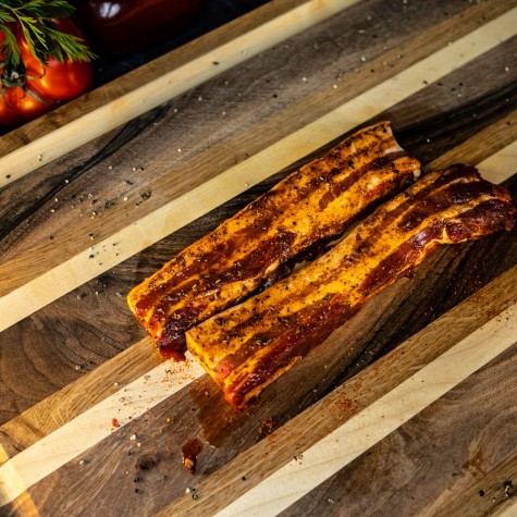 Lard maigre frais marinée pour BBQ - viande très savoureux